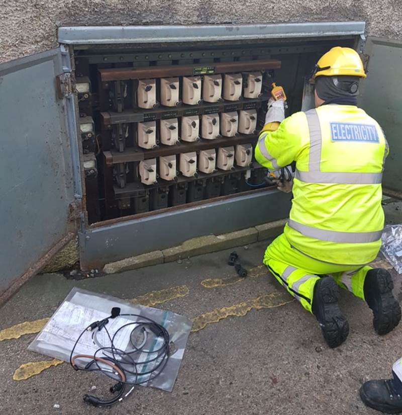 Supporting EV ownership through Low Voltage Network Monitoring - Lucy ...